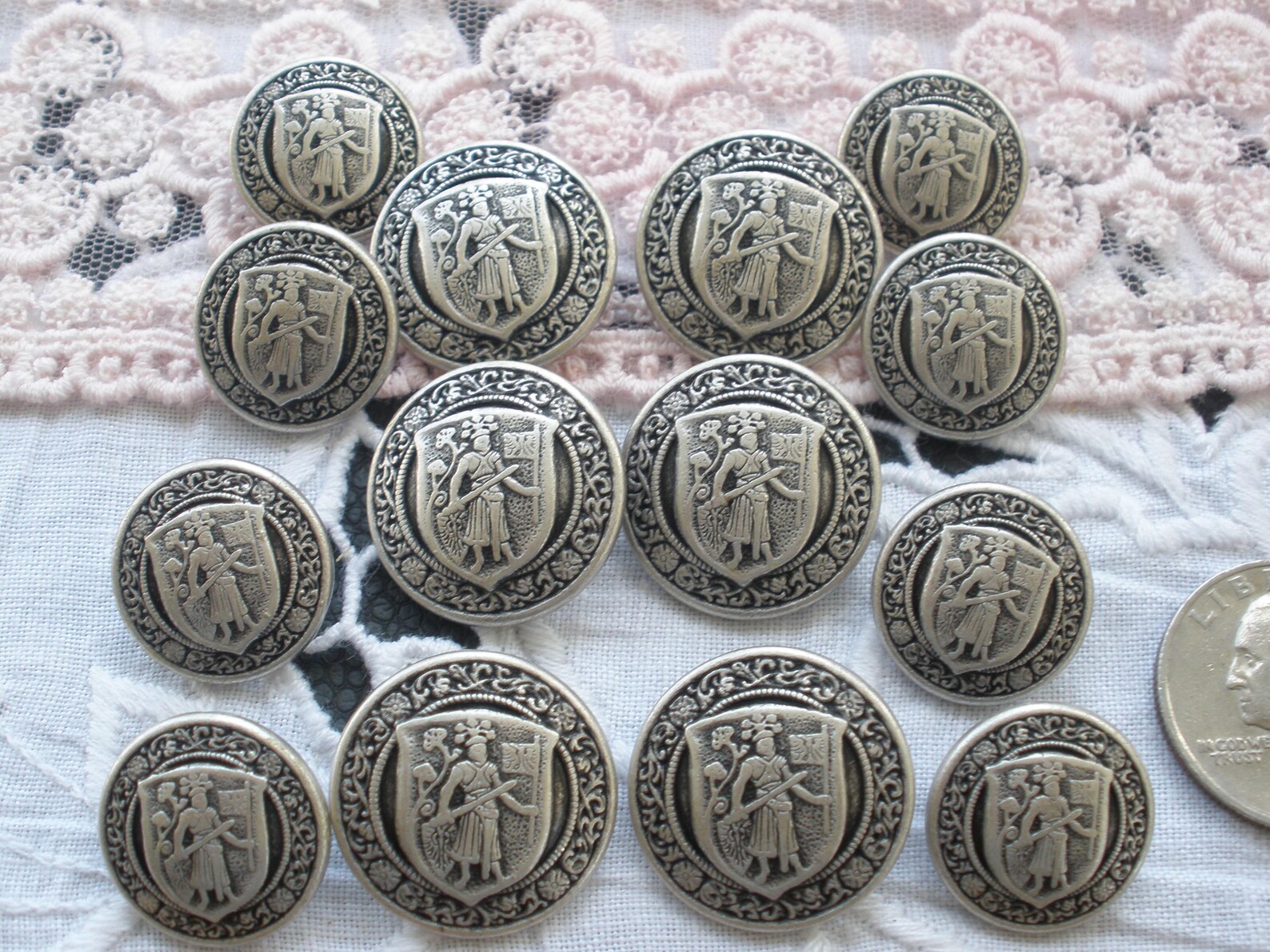 Medieval Knight Crest Antique Silver Tone Cast Metal Shank Blazer ...