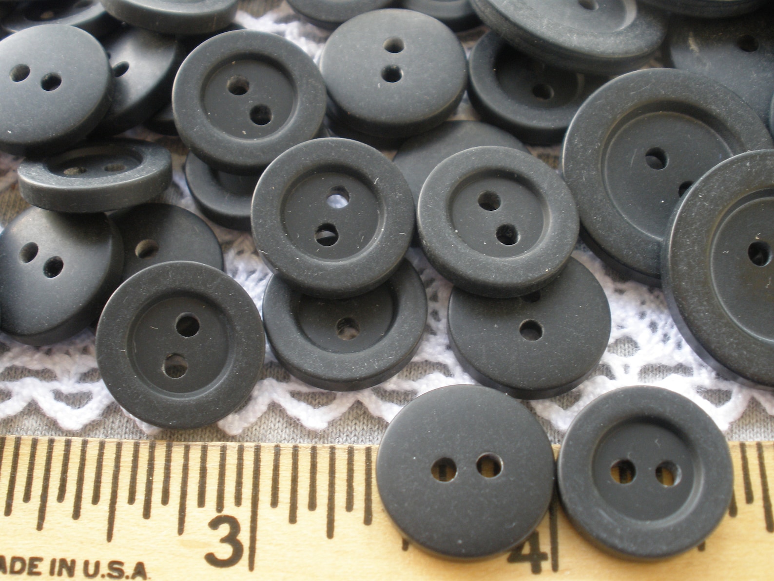 Matte Black Buttons 7/8" & 5/8" Plastic 2-hole (23mm 15mm 36L 24L) Bulk ...