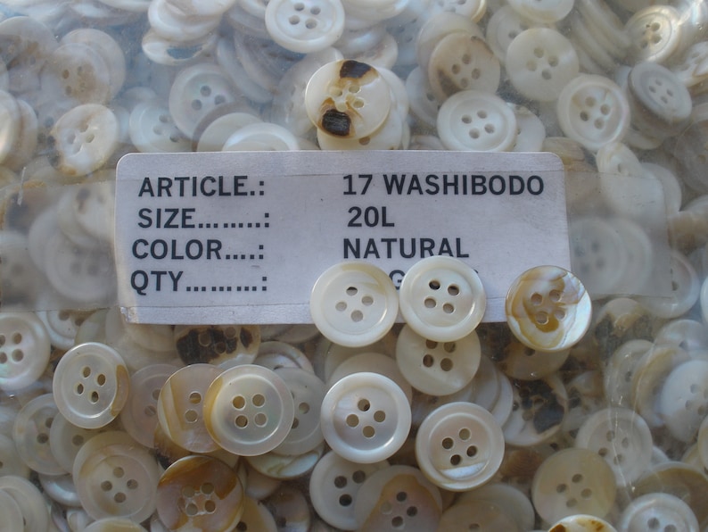 Washibodo MOP Shell Buttons Natural 3 Sizes 18L 20L 28L 11mm-18mm ...
