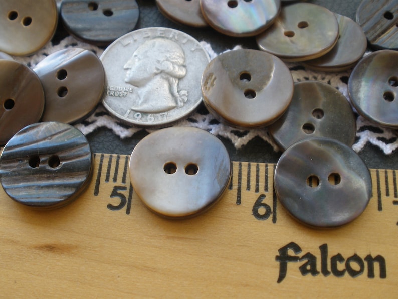 Brown Mussel Shell MOP Buttons 11/16 Curved Iridescent - Etsy