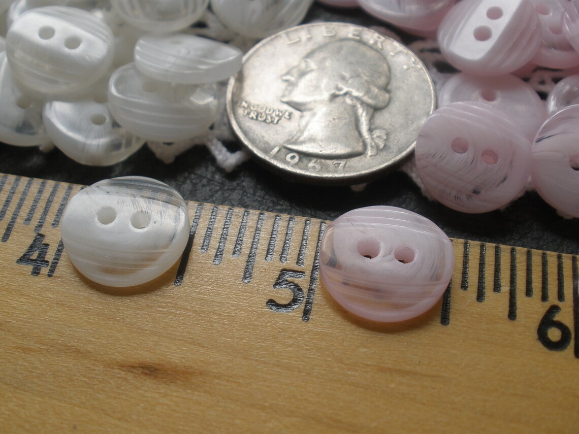 36 Cool Clear & Pink or White Textured Buttons 1/2" (20L 13MM) 2 Hole ...