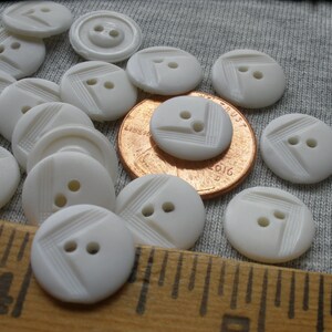 Cool Vintage Textured White Chevron Buttons 18L 7/16" Plastic 2-hole ...