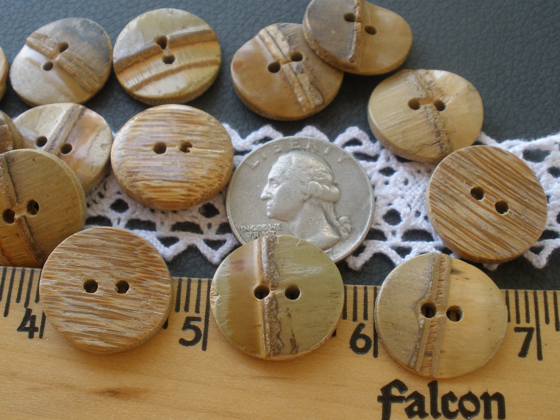 Textured Bamboo Wood Buttons 20MM 32L 13/16 Natural 2 | Etsy