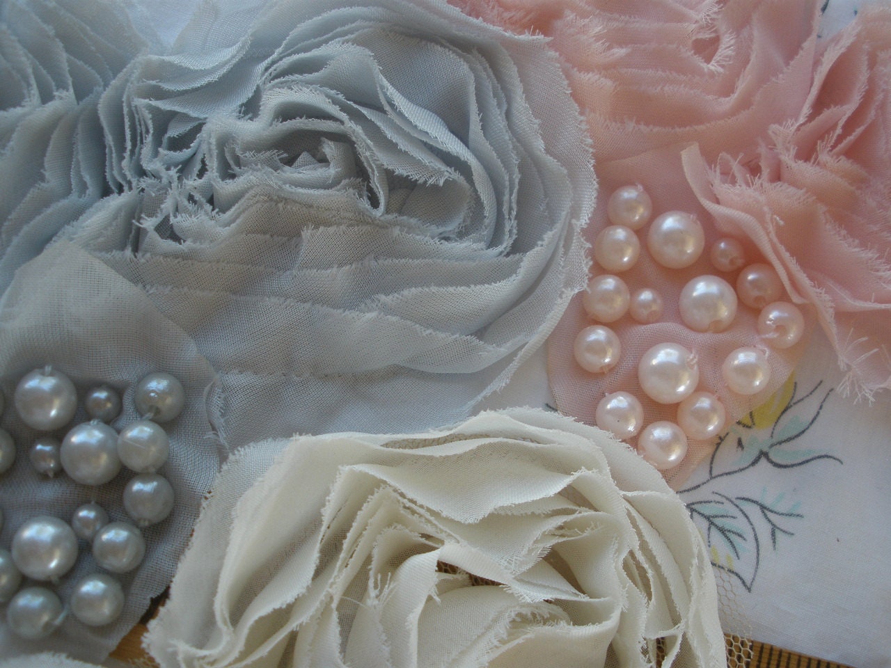 Bridal Bling Ivory Flower Applique Pink or Gray Pearls Embellishment ...