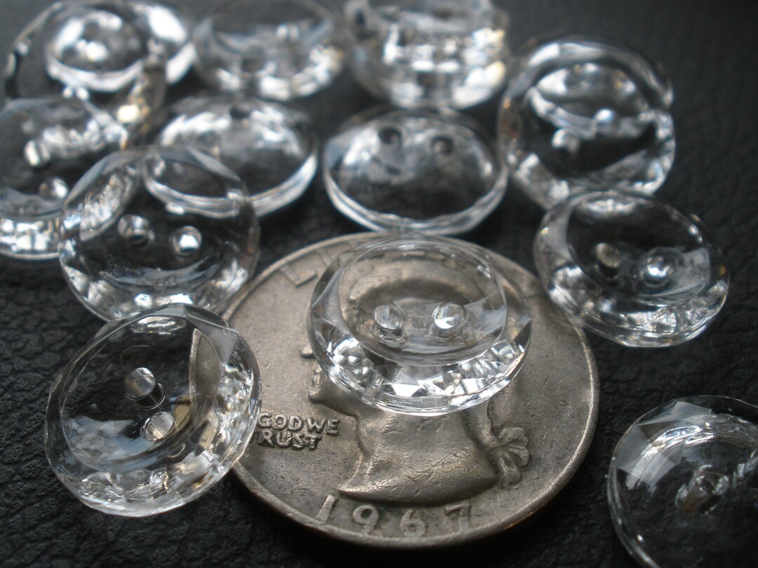 Cool Crystal Clear Faceted Buttons 9/16" (14MM 22L) 2 Hole Plastic ...