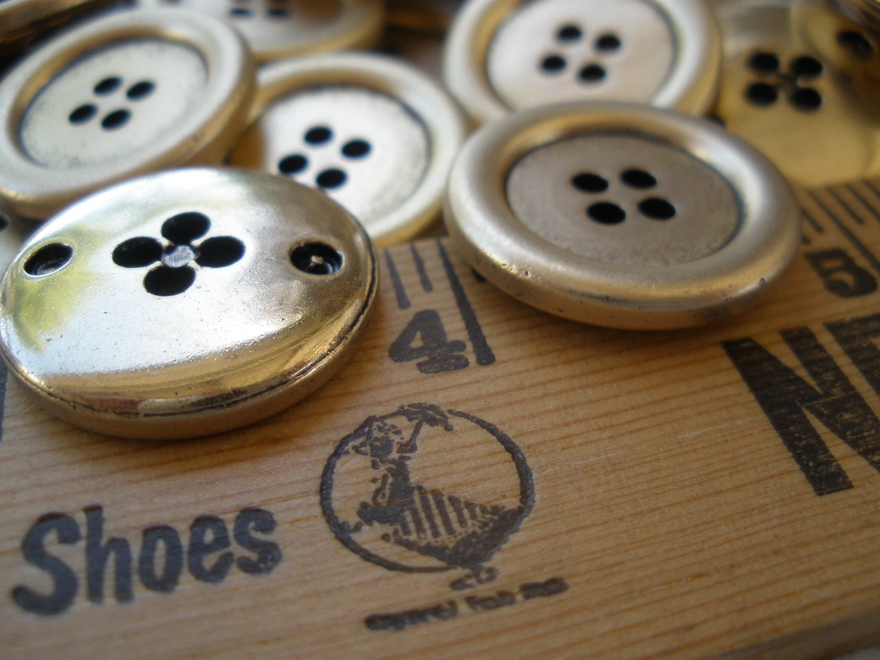 21MM Antique Matte Gold Buttons Metallic Plastic 4 Hole Sew on Rustic ...