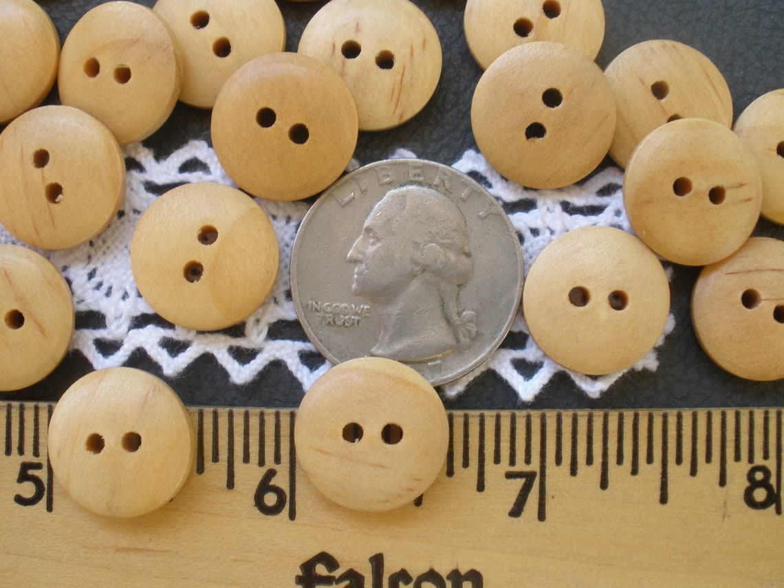 Rounded Wooden Buttons 15MM Light Wood Wax Finish 24L 5/8" Natural 2 ...