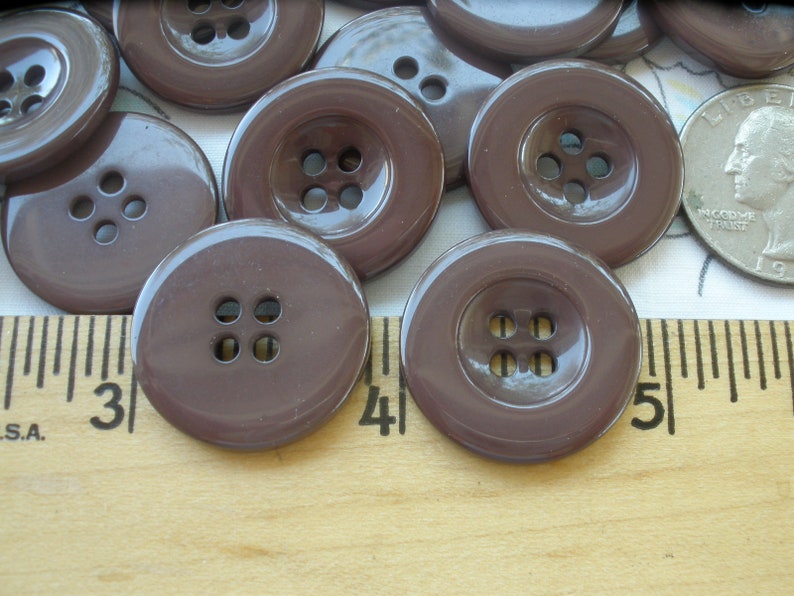 23MM Chocolate Brown Buttons 4-hole sew on 7/8 size 36L | Etsy