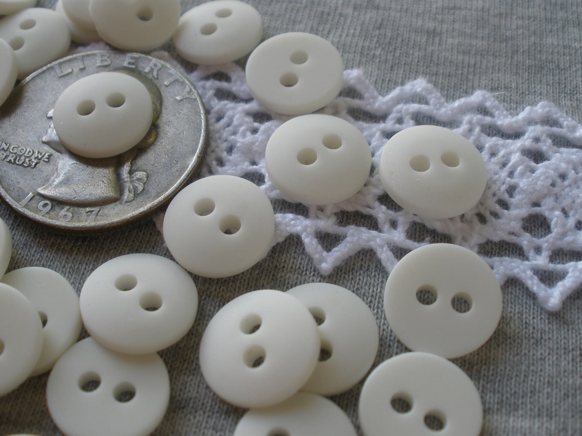 Matte Off-white Tiny 11mm Buttons 48 Plastic 7/16" (11MM 18L) Craft ...