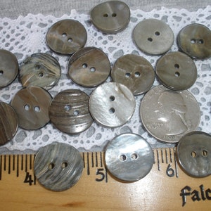 Gorgeous Silver Gray Brown Mussel Shell Buttons 17MM 28L 11/16" Pearl ...