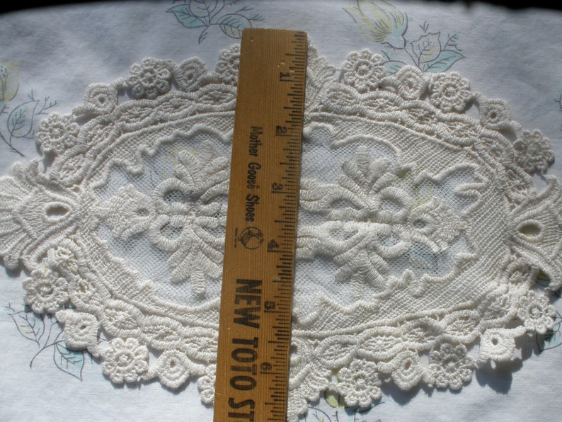 Embroidered Oval Floral Applique Lace Doily Embellish T-shirt Cotton ...