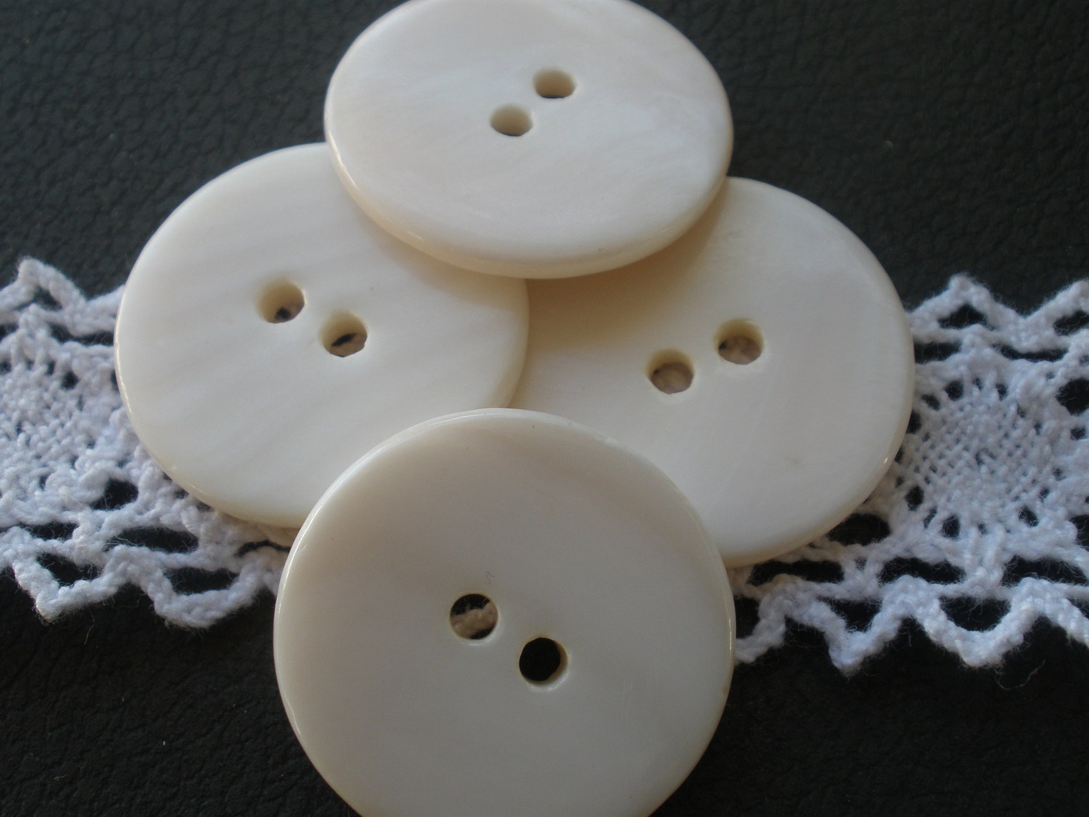 25MM Palest Pink Cast Freshwater Shell MOP Buttons 40L 1 Inch - Etsy