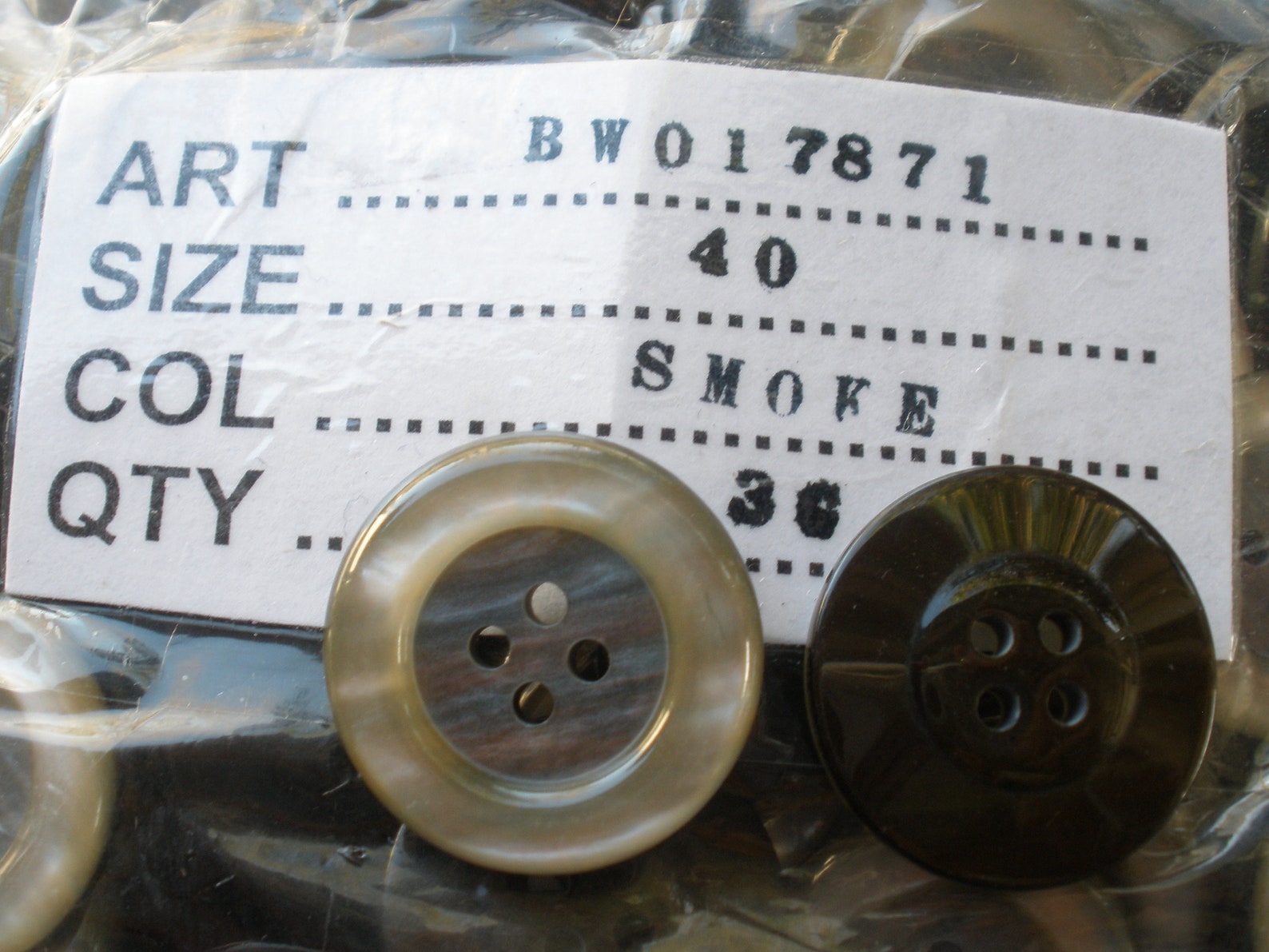 Pearlized Rainbow Gray Smoke Buttons 25mm 40L 1 Inch Plastic - Etsy