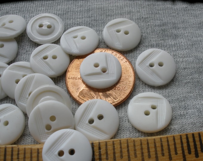 Cool Vintage Textured White Chevron Buttons 18L 7/16" Plastic 2-hole ...