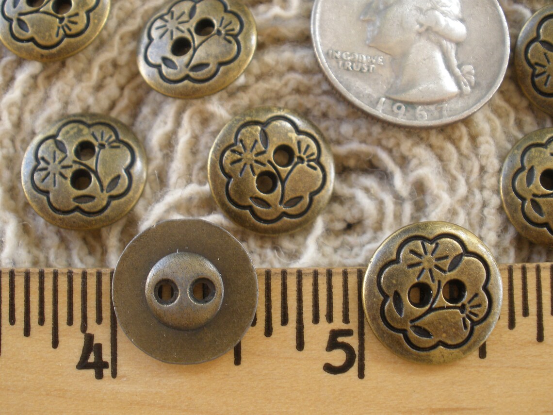 Stamped Flower Scene Buttons Bronze Tone Metal Sew on 15MM 23L Figural ...
