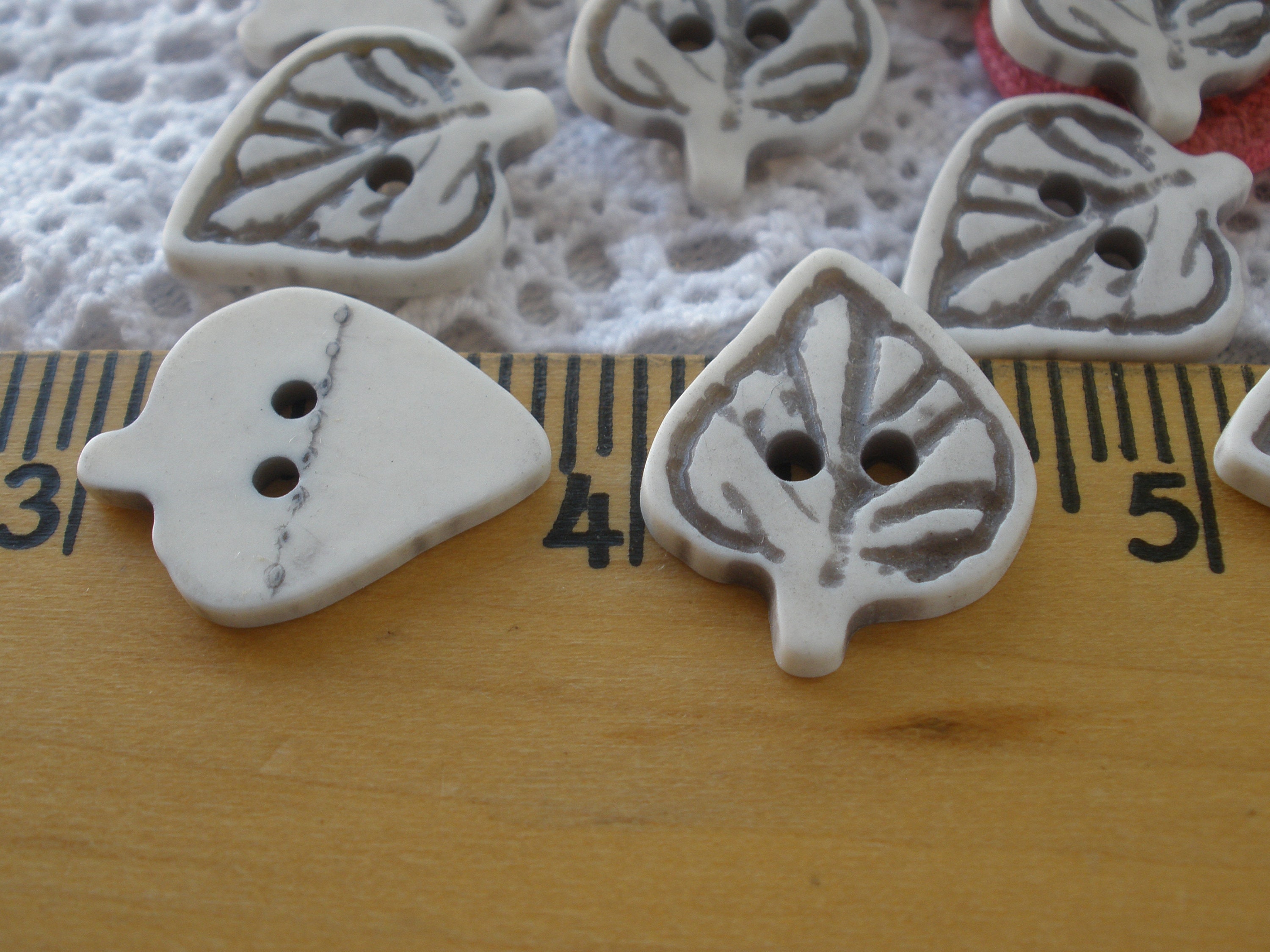 Etched Leaf Shaped Buttons 18 Pcs Size 36L 7/8" 22MM Gray on Matte off ...