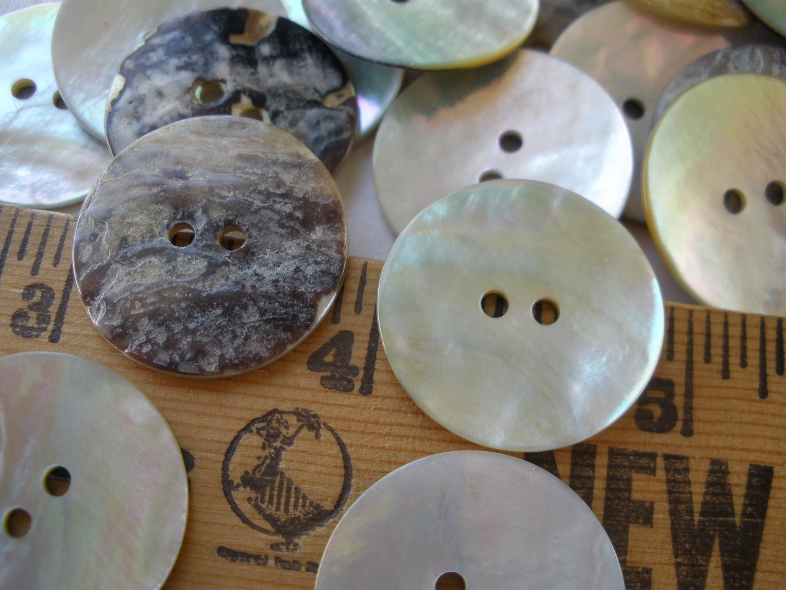 23 Mm MOP Shell Buttons Natural Pearly 7/8" Button 2 Hole Sew on Agoya ...