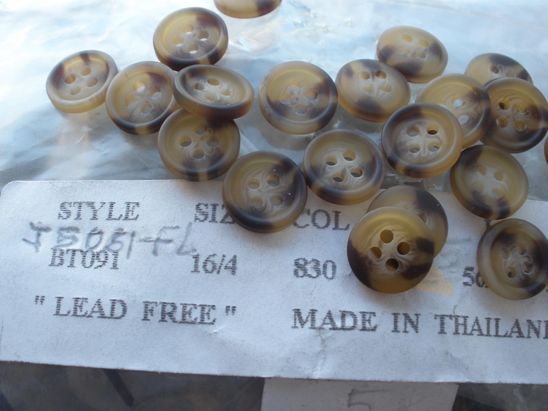 Lead Free 9.5MM Retro Bulk Shirt Buttons Beige Brown Horn Effect 48 ...