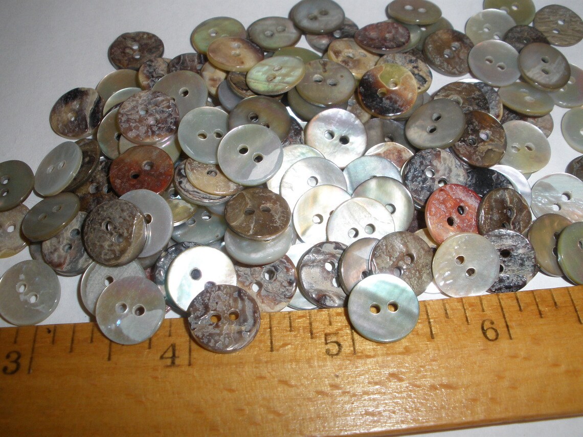 Bulk MOP Shell Buttons 11MM 18L 7/16" Pearly White Agoya 2 Hole Sew on ...