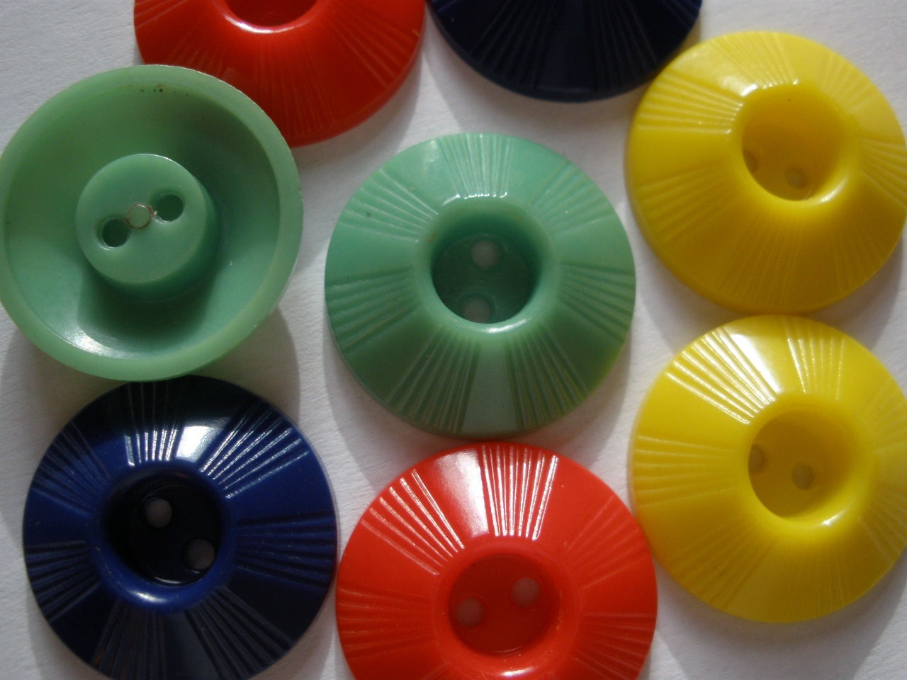 Cool Vintage Inkwell Buttons Red Blue Green Yellow 7/8 | Etsy