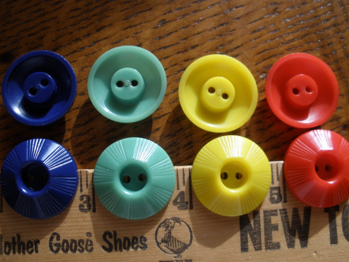 Cool Vintage Inkwell Buttons Red Blue Green Yellow 7/8 | Etsy
