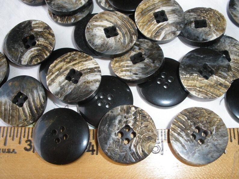 Textured Cut Stone Look Buttons 36L (7/8" 23MM) Plastic Sew on Plain ...