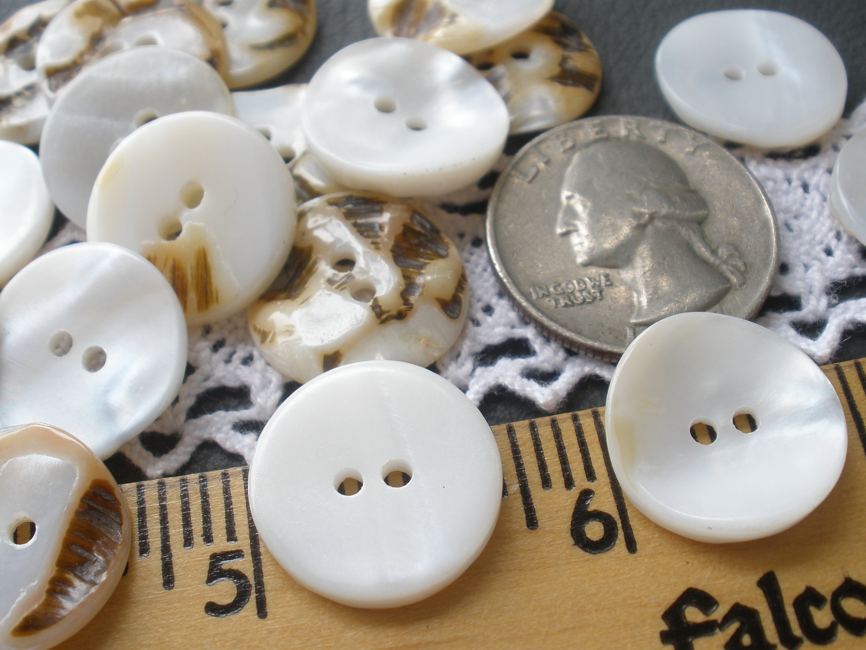Pearly White Thick Textured Real Shell Buttons 11/16 28L | Etsy
