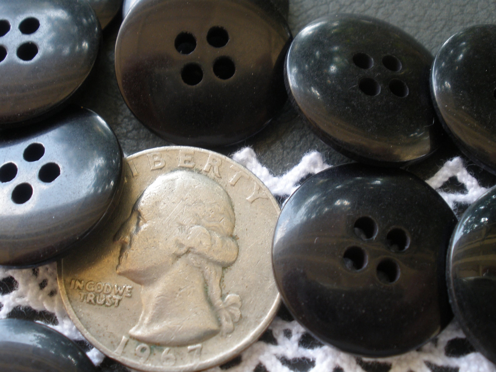 19MM Basic Round 4 Hole Black Buttons 3/4 Tapered to - Etsy
