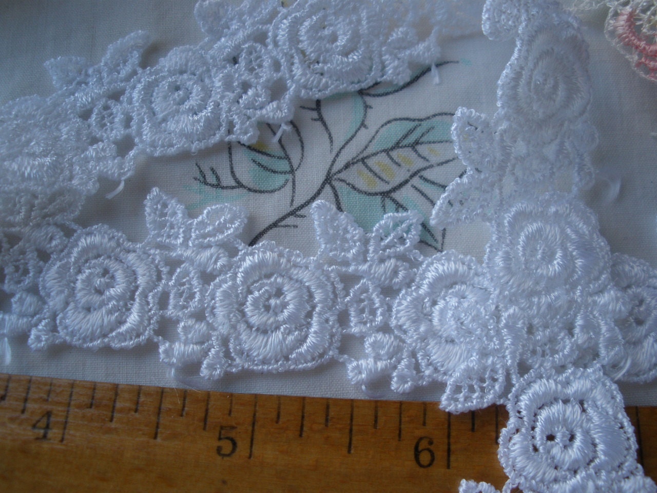 White Venise Rose Chain Applique Trim 1" Wide Lace Leaves Scrapbook ...