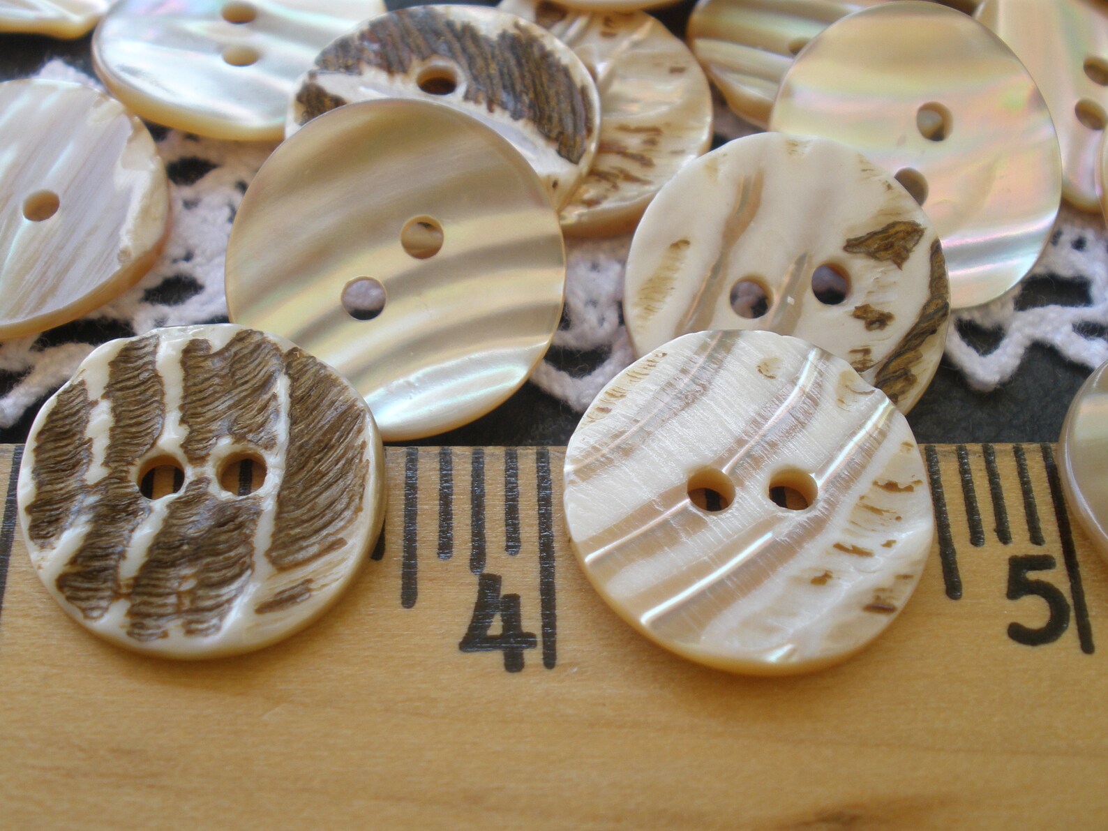 Champagne Lustre Real Shell Buttons 11/16 28L MOP - Etsy