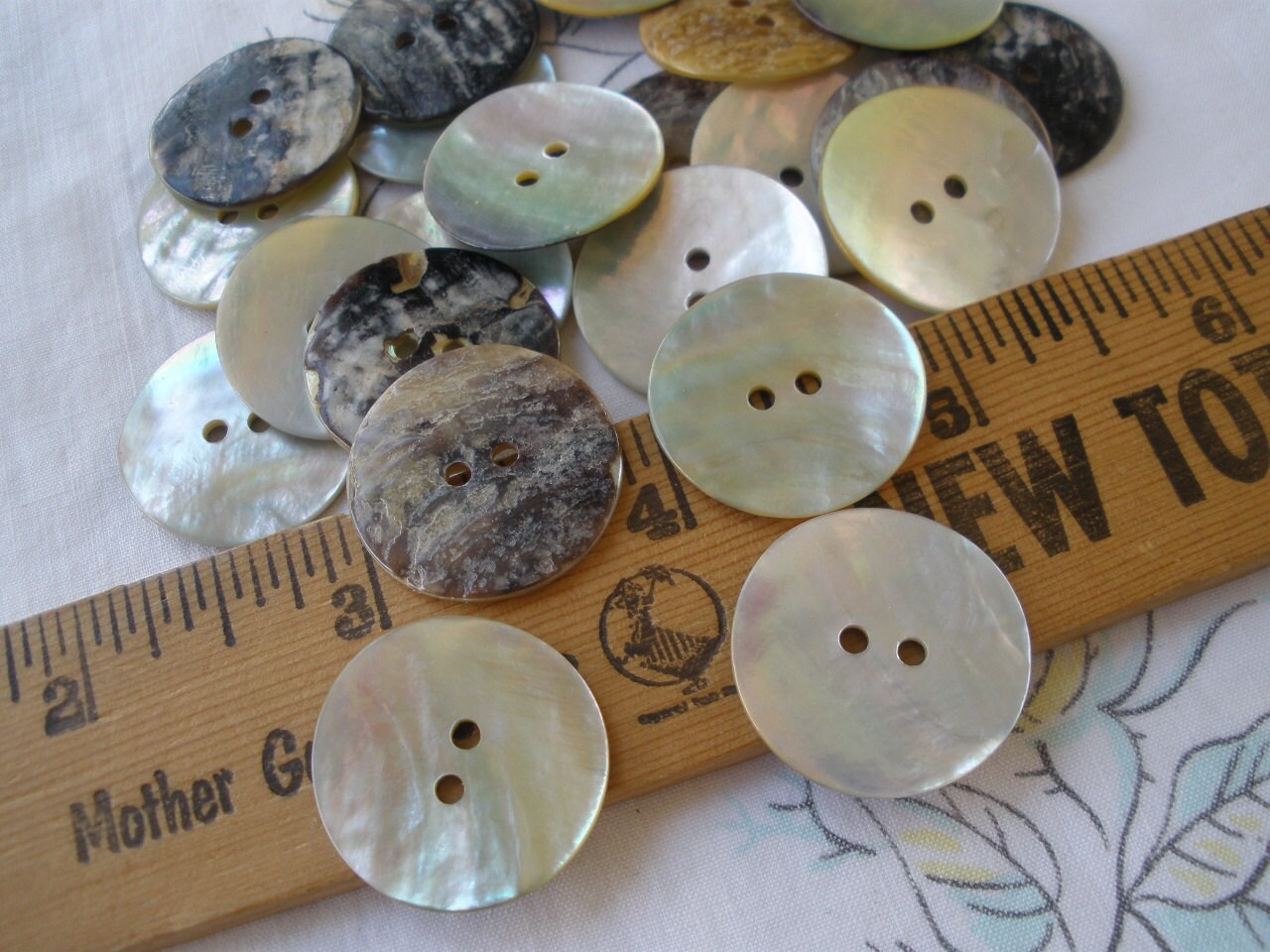 23 Mm MOP Shell Buttons Natural Pearly 7/8" Button 2 Hole Sew on Agoya ...