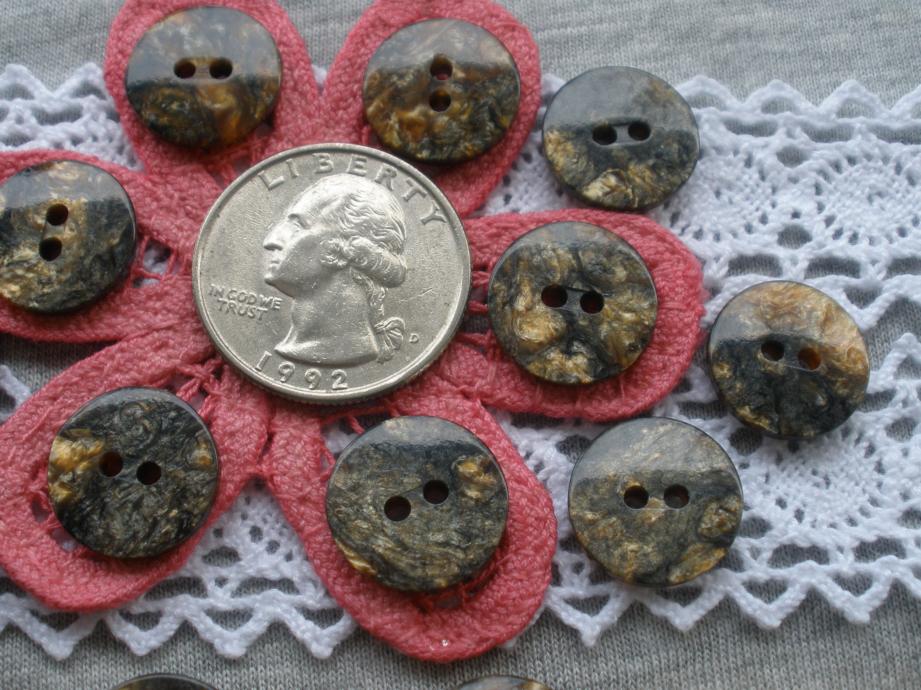 Vintage Gold Foil Buttons Art Deco Iridescent Gold in Black 5/8" (24L ...