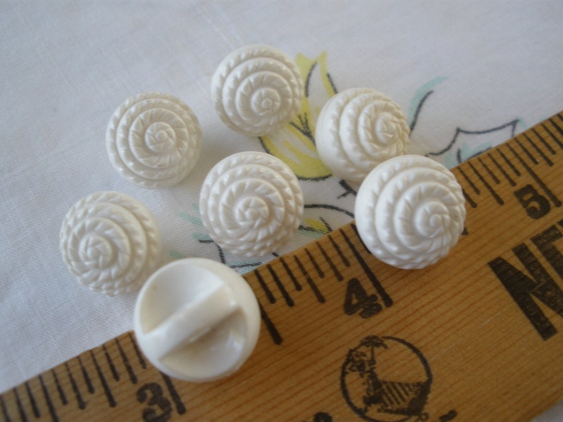 Vintage White Carved Ball Self Shank Buttons 1/2 20L - Etsy