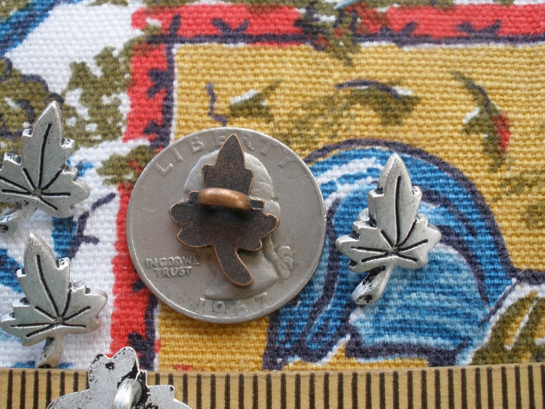 Maple Leaf Metal Buttons Shank Antique Silver or Copper Tone 3/4" 13MM ...