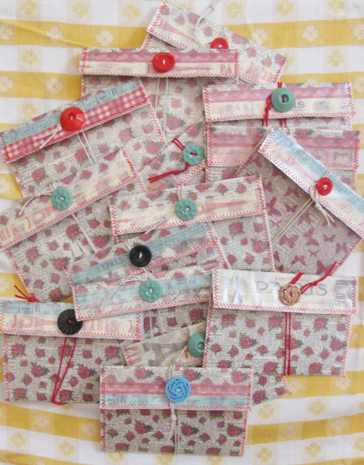 Cool Vintage Inkwell Buttons Red Blue Green Yellow 7/8 | Etsy