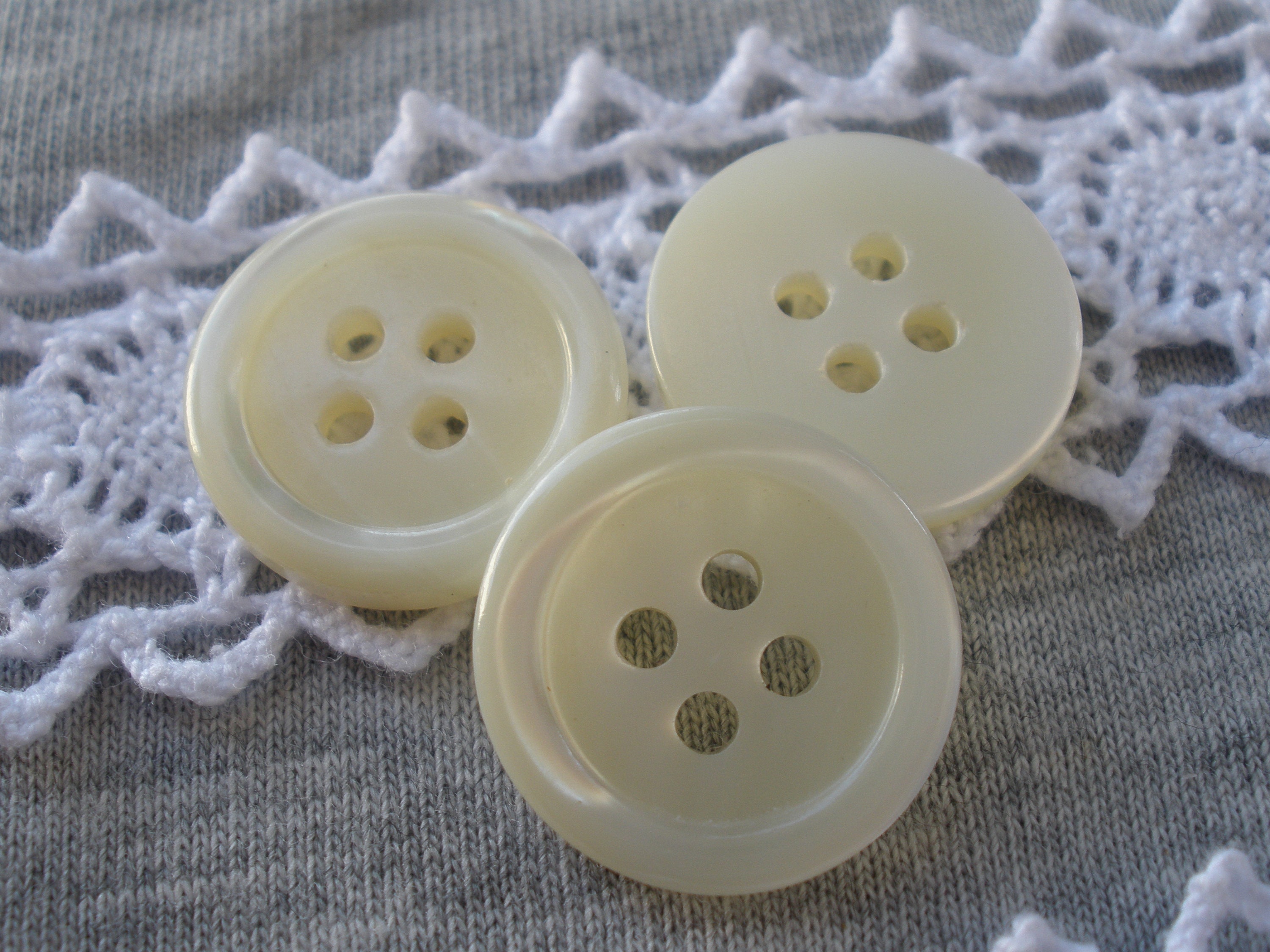 Buttercream Lustre Classic Shell Shirt Blazer Buttons MOP Real | Etsy