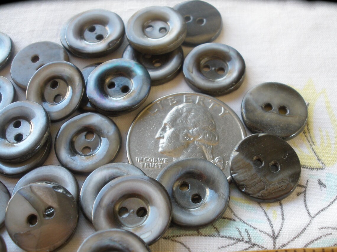 Carved Gray Smoke MOP Shell Buttons 14mm 9/16 Recessed 2 - Etsy
