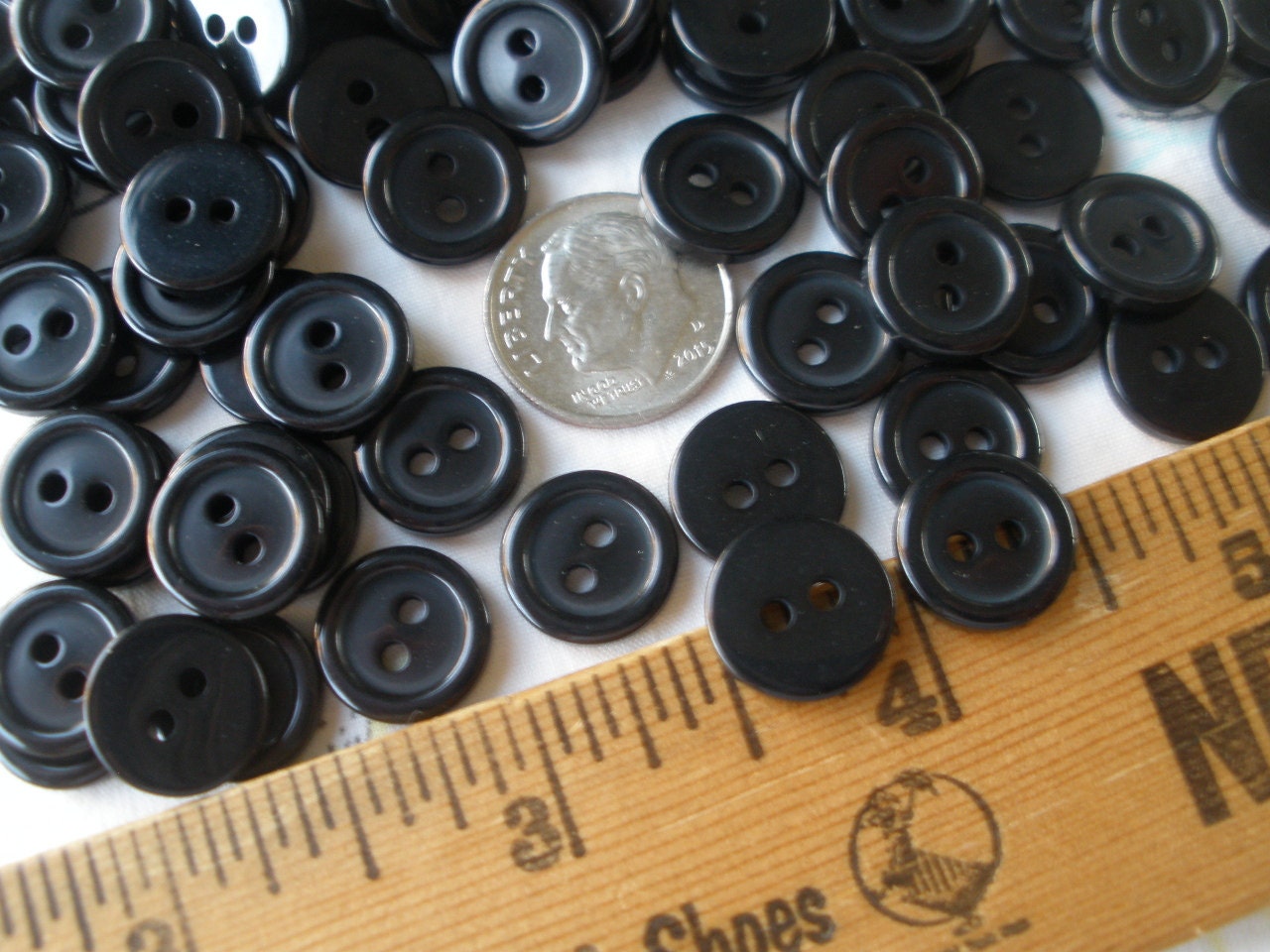 Knitting Set of 7 glossy black buttons 12 mm Craft Supplies & Tools ...