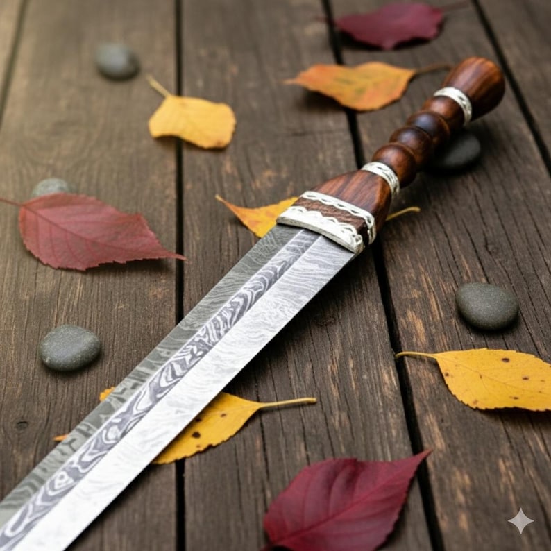 Hand-forged Roman Gladius Sword – Handmade Damascus Steel Blade ...