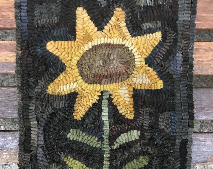 Rug Hooking Pattern Simple Folk Art Sunflower Hooked on Linen | Etsy
