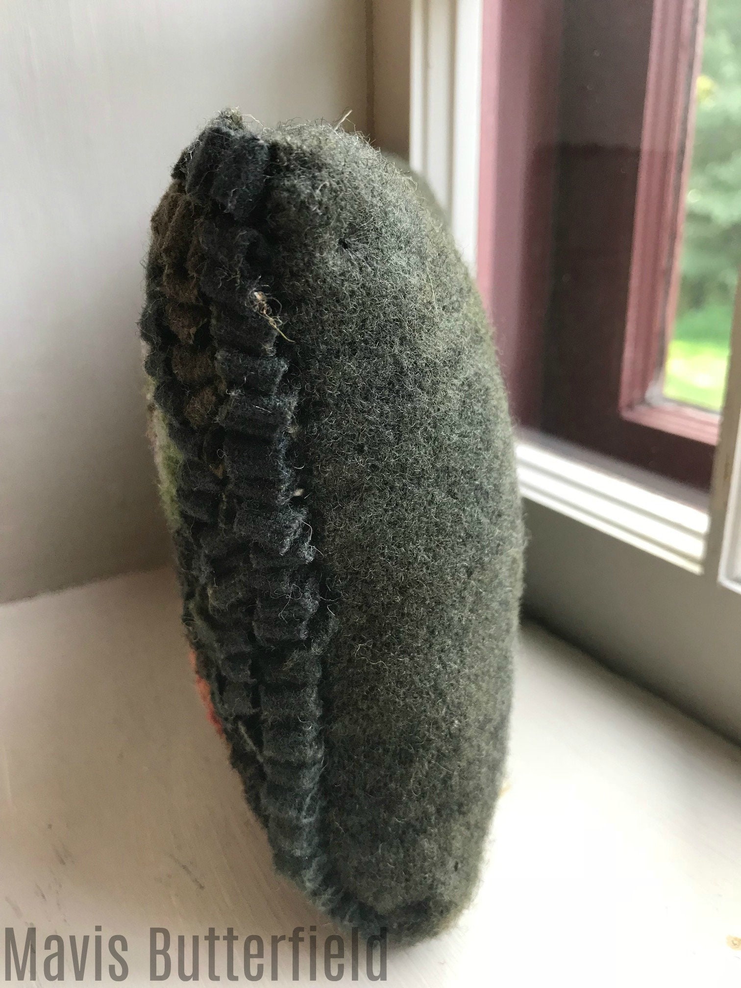 Primitive Folk Art Mini Hooked Penny Rug Pillow ~ Early Style