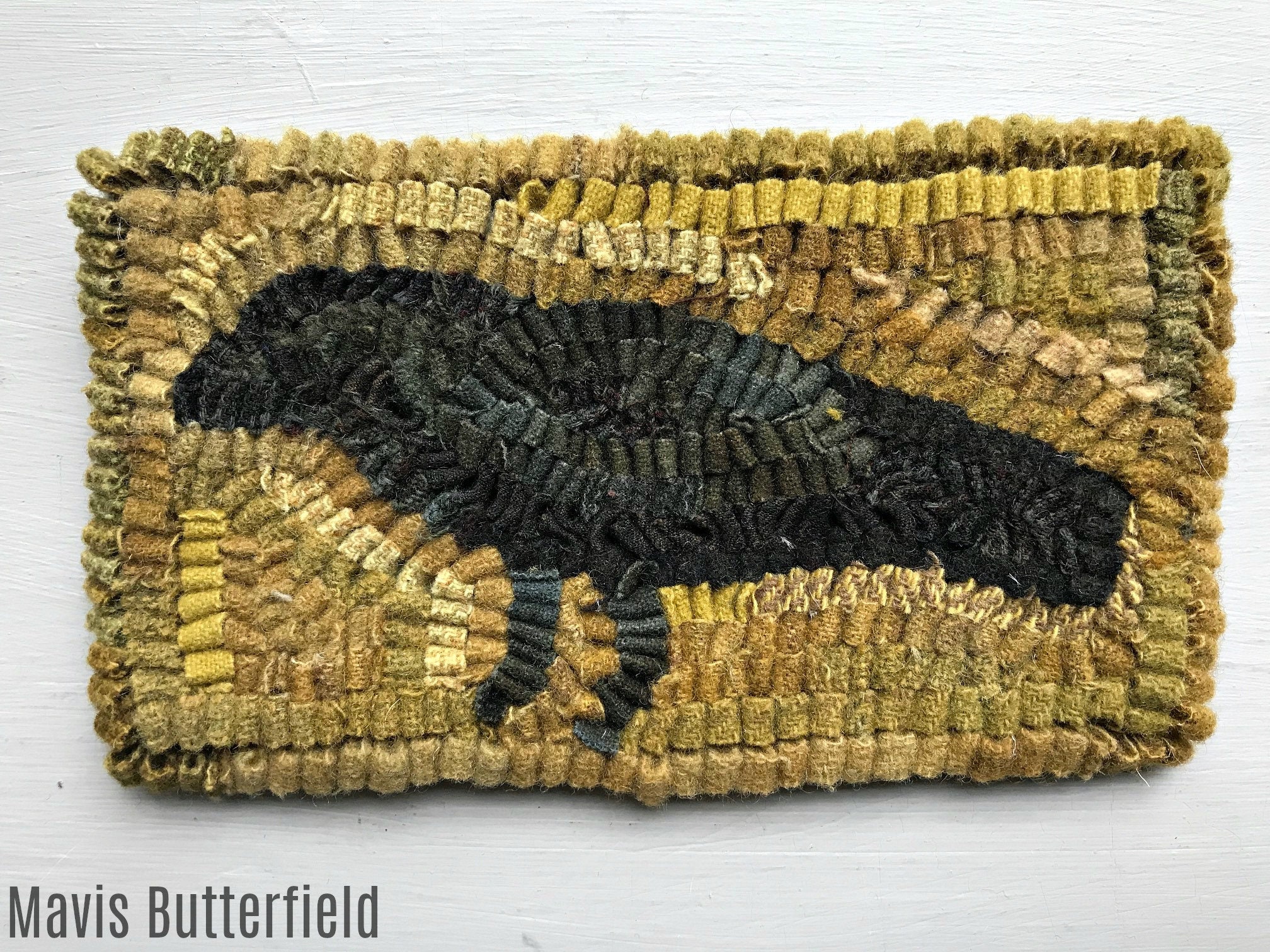 Primitive Folk Art Wool Hooked Rug Old Crow Early Style