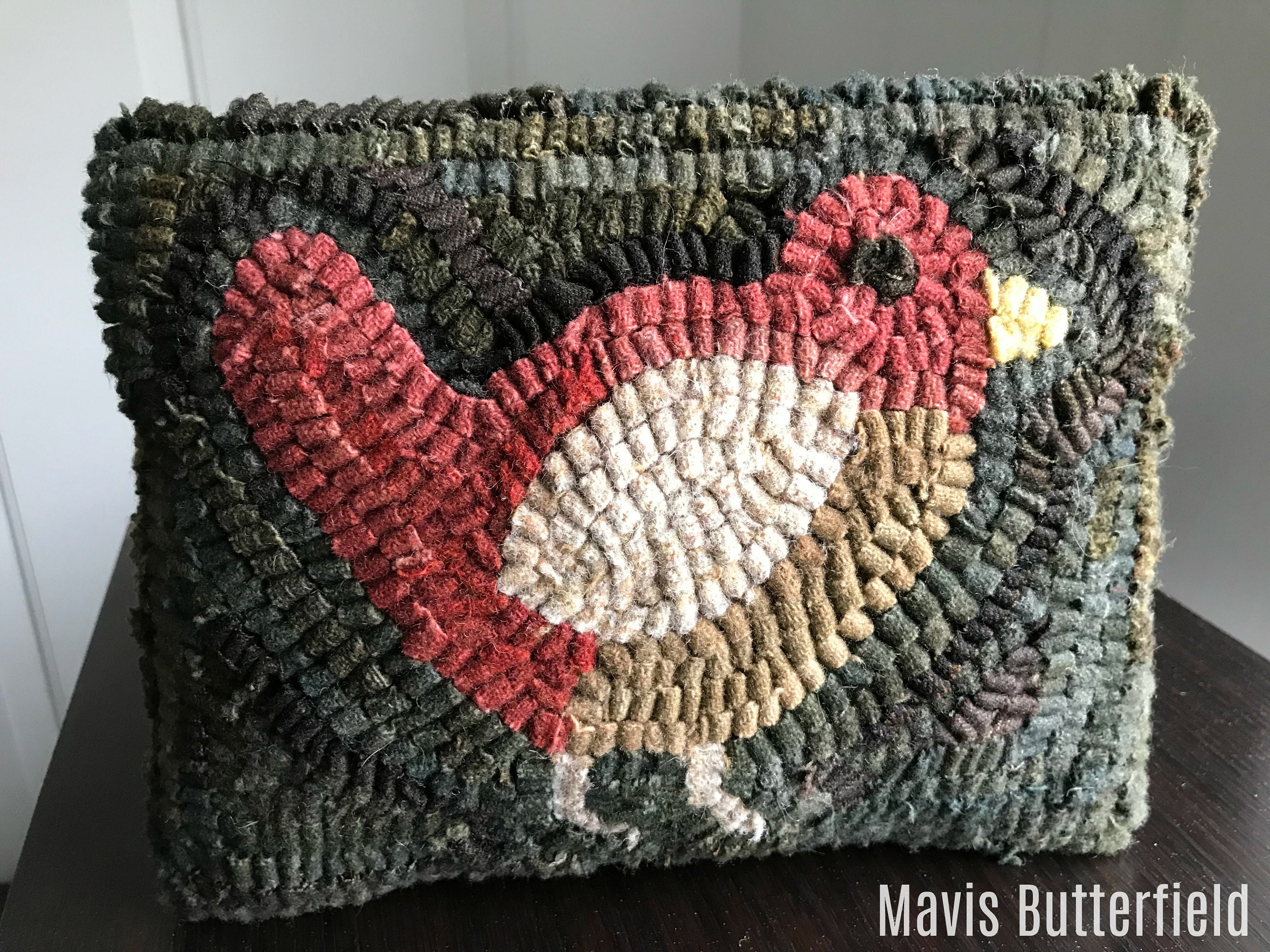 Primitive Wool Folk Art Hooked Rug Miss Robin PILLOW {{Red}}