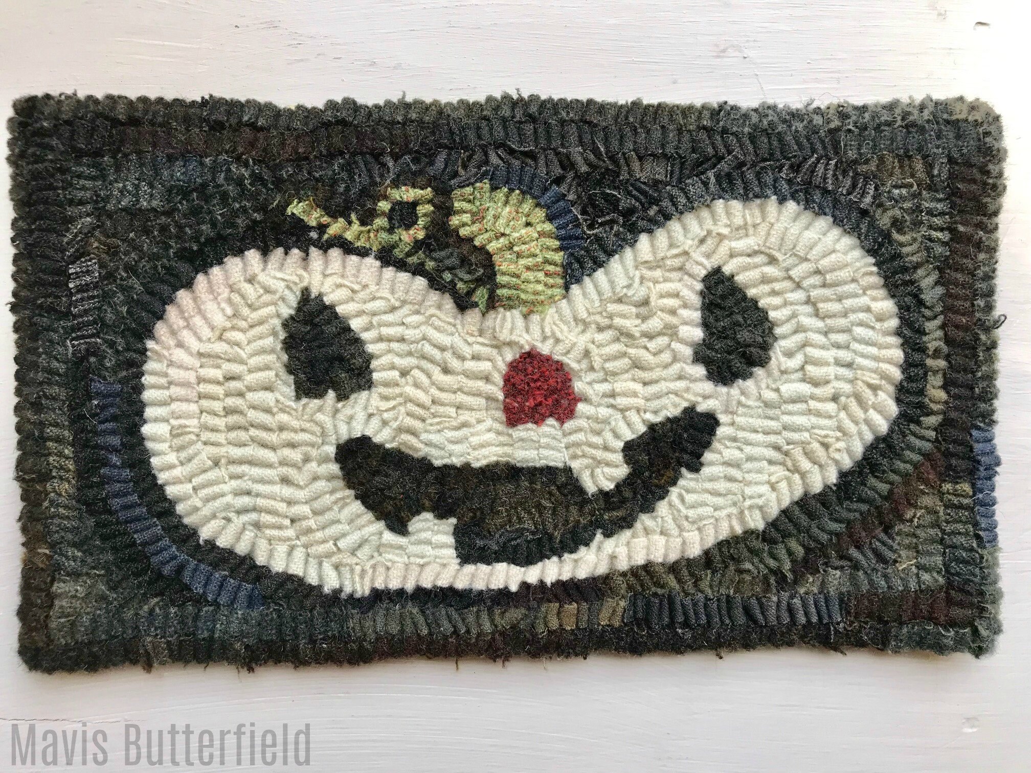 Primitive Halloween Folk Art Hooked White Happy Jack Pumpkin Rug