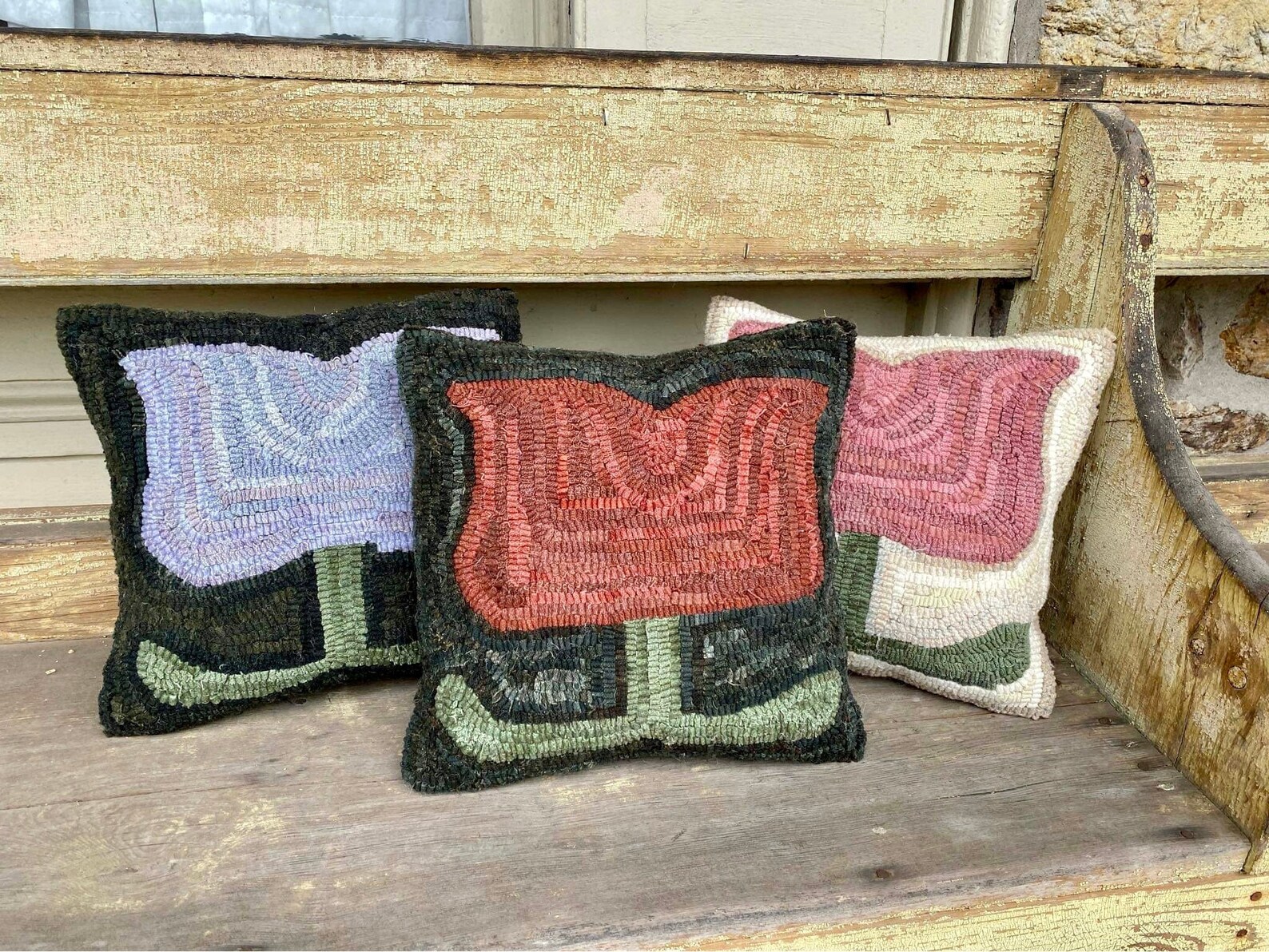 Rug Hooking Pattern Folk Tulip on Linen - Etsy