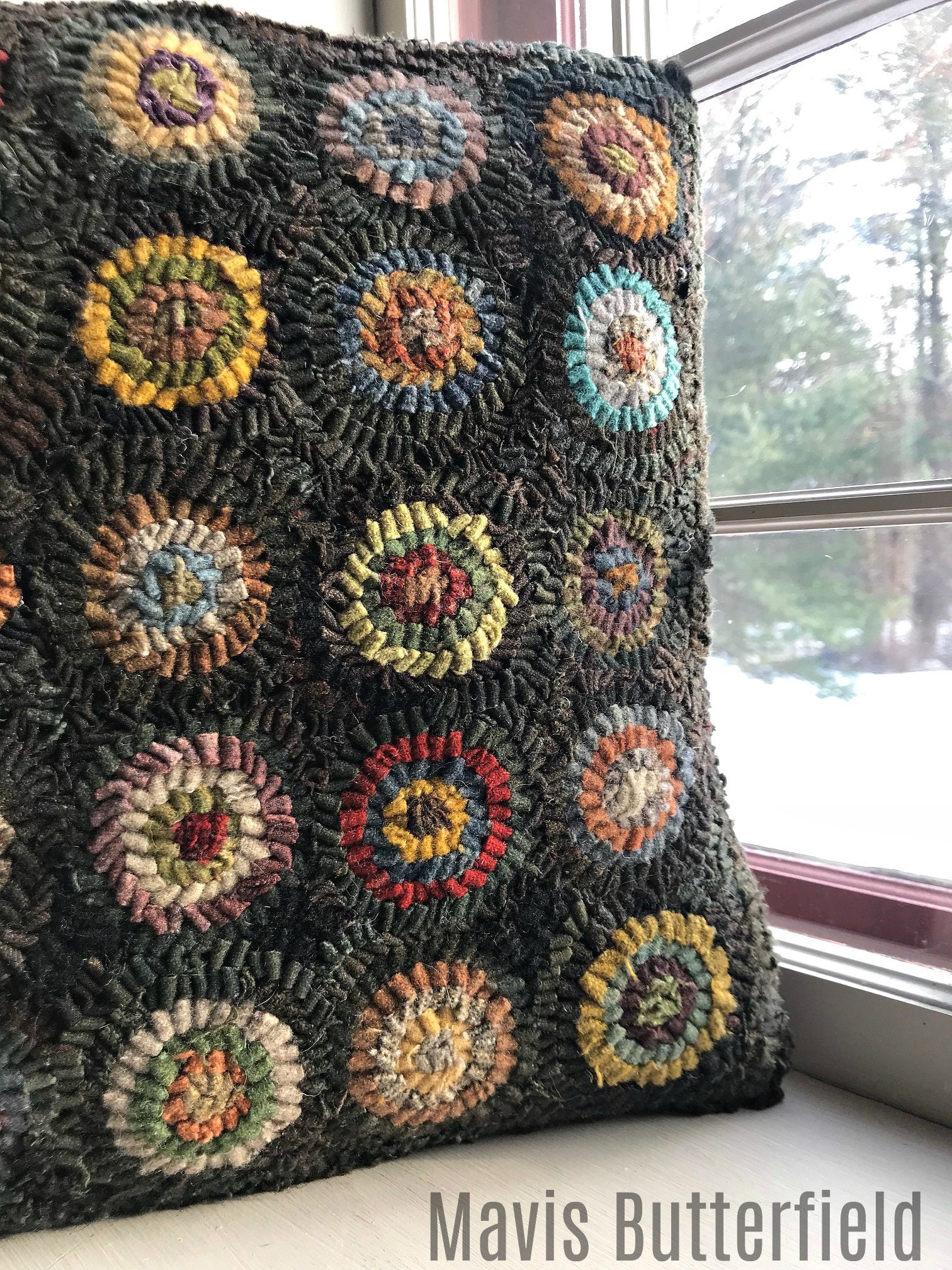 Primitive Folk Art Wool Hooked Penny Rug PILLOW Sampler Early Style Primitive Folk Art Wool Hooked Penny Rug PILLOW Sampler Early Style