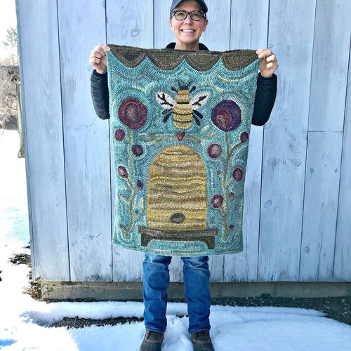 RUG HOOKING KIT Easter Egger Chicken on Linen - Etsy