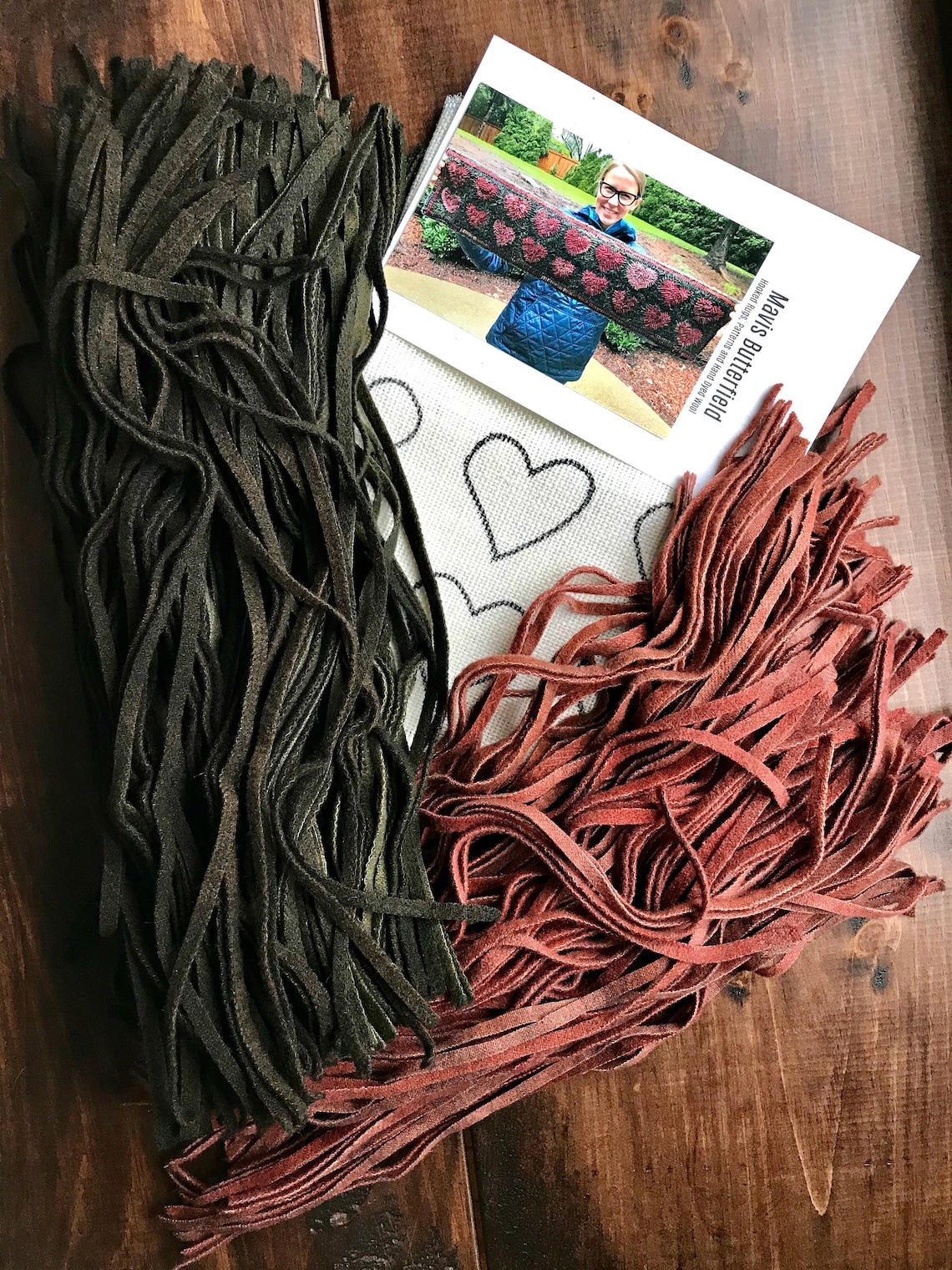 RUG HOOKING KIT Valentine Heart Table Runner on Linen - Etsy