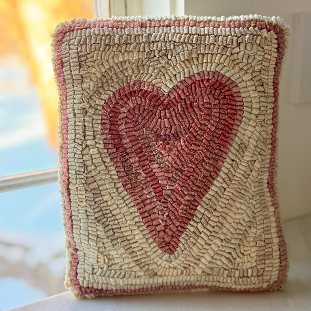 RUG HOOKING KIT - Primitive Folk Art Pink Heart on Linen - Etsy