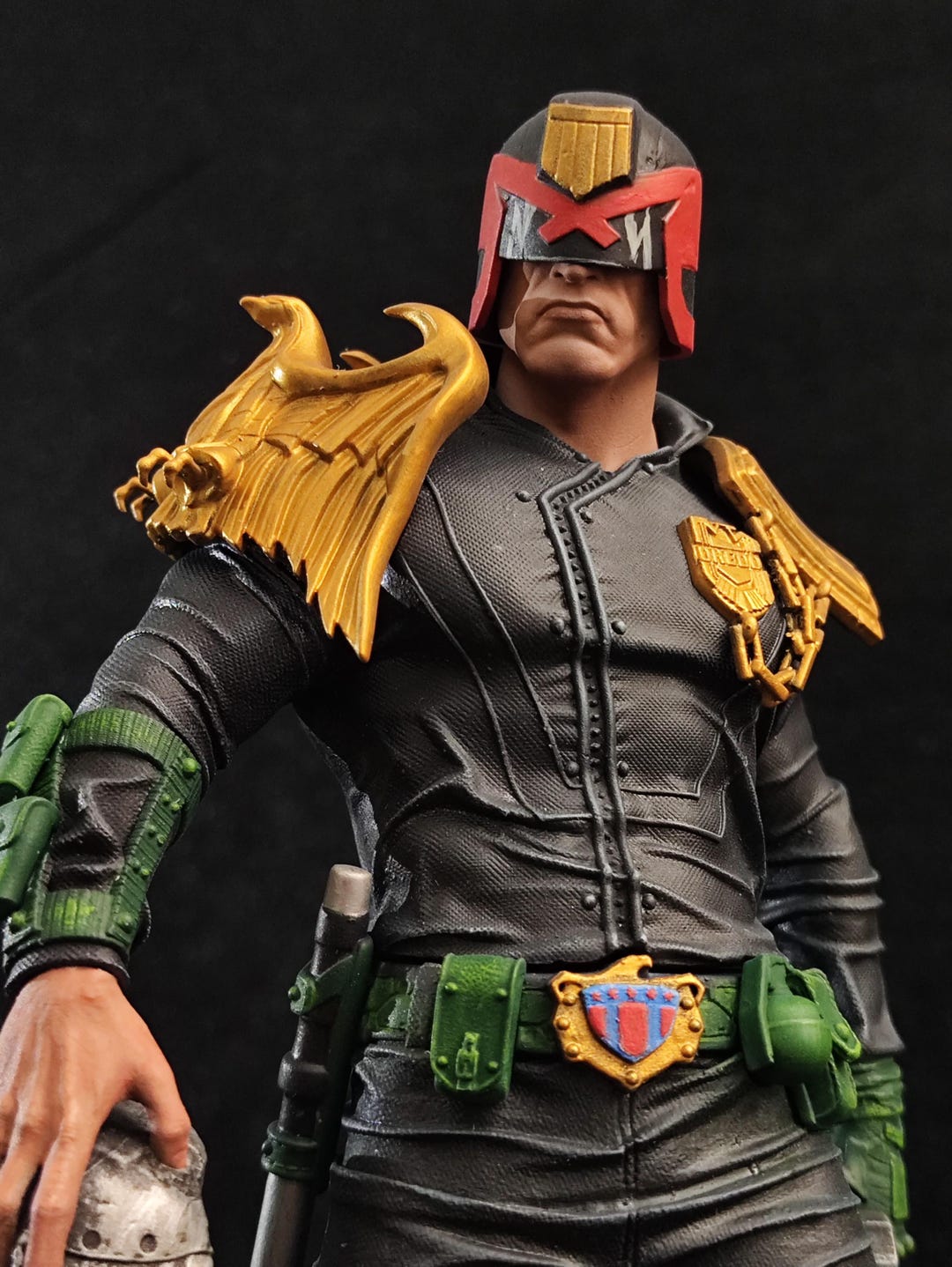 Judge Dredd - 3D Printed Figure – 3D Printed Full Body Statue ...